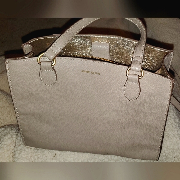 Anne Klein | Bags | Anne Klein Bag So Simply Cute Adjustable Strap For ...